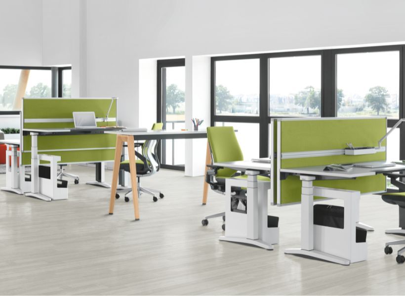 Höhenverstellbare Schreibtische richtig einstellen: Ergonomie-Tipps für gesundes Arbeiten - Raumhaus